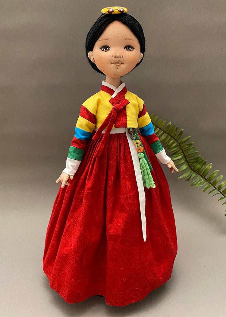 Hanbok doll / Young Noble woman (Agassi) – Mom Doll
